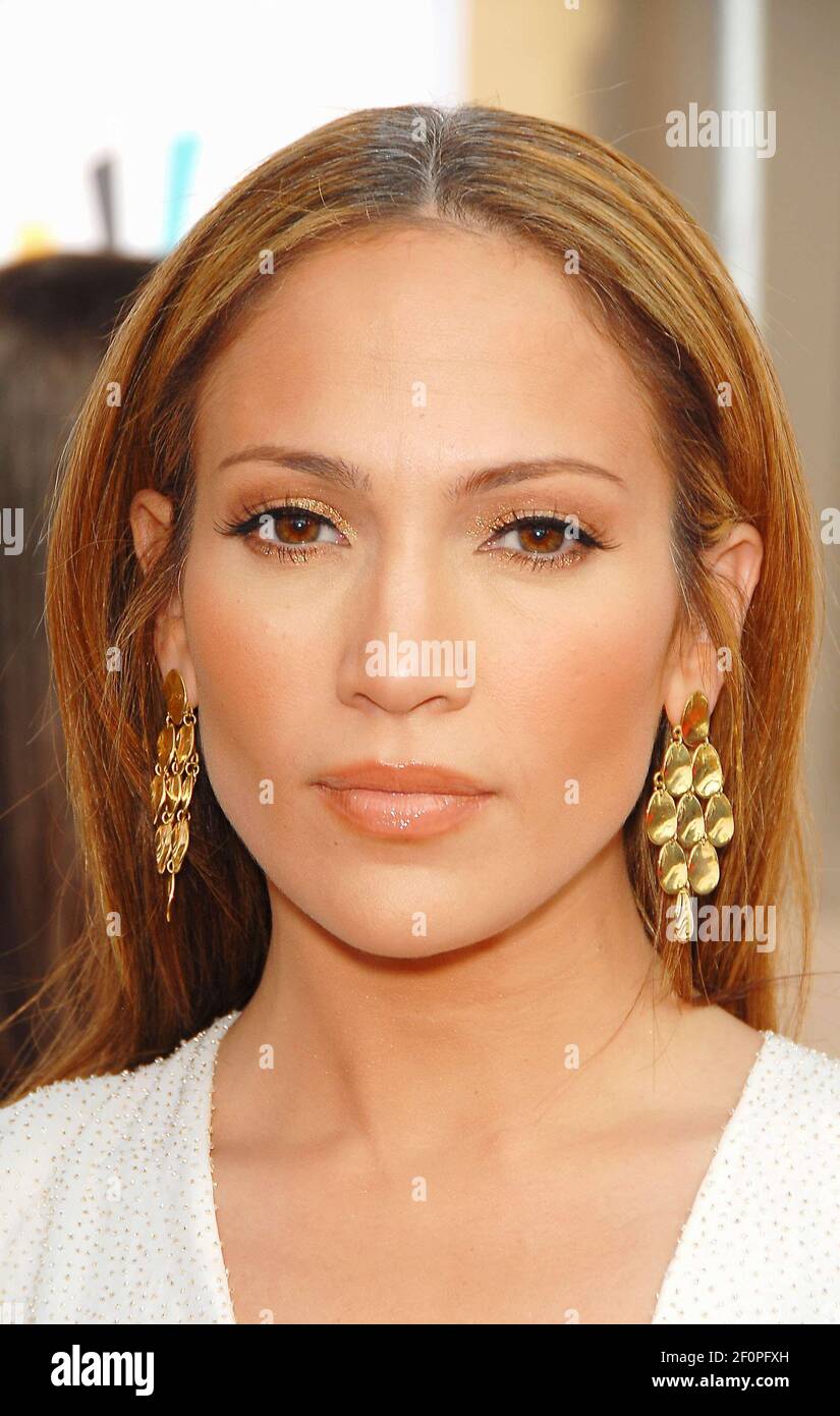 7 May 2006 - Los Angeles, California - Jennifer Lopez. 2006 NCLR ALMA ...