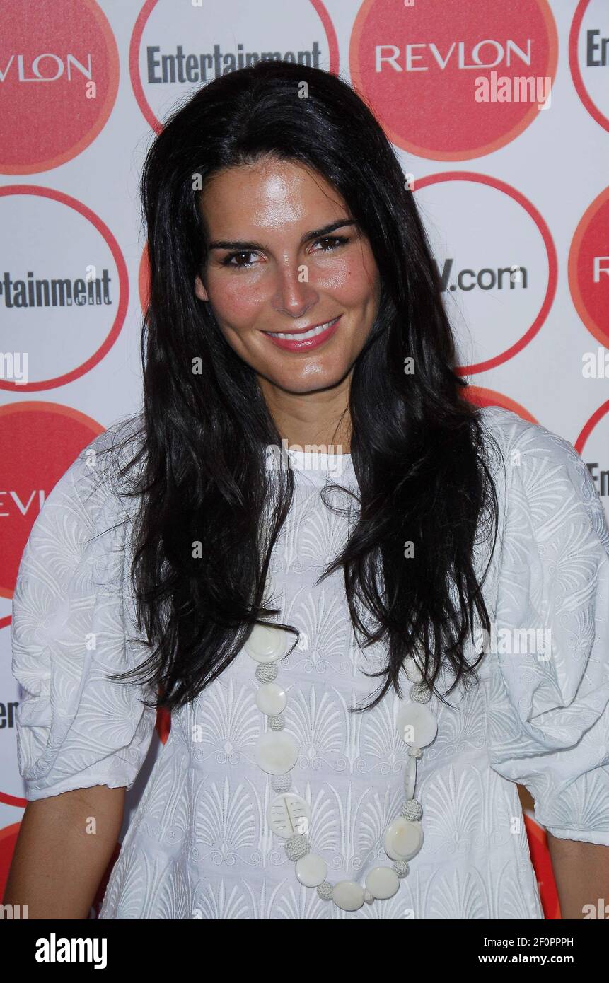 Angie Harmon. 26 August 2006 - Los Angeles, California. Entertainment ...