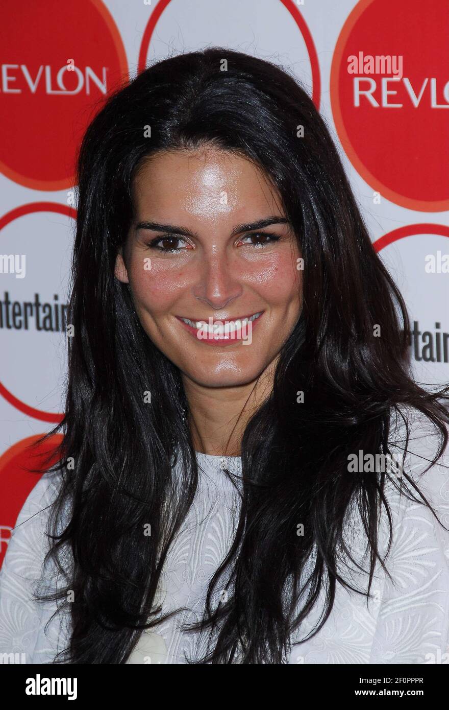 Angie Harmon. 26 August 2006 - Los Angeles, California. Entertainment ...
