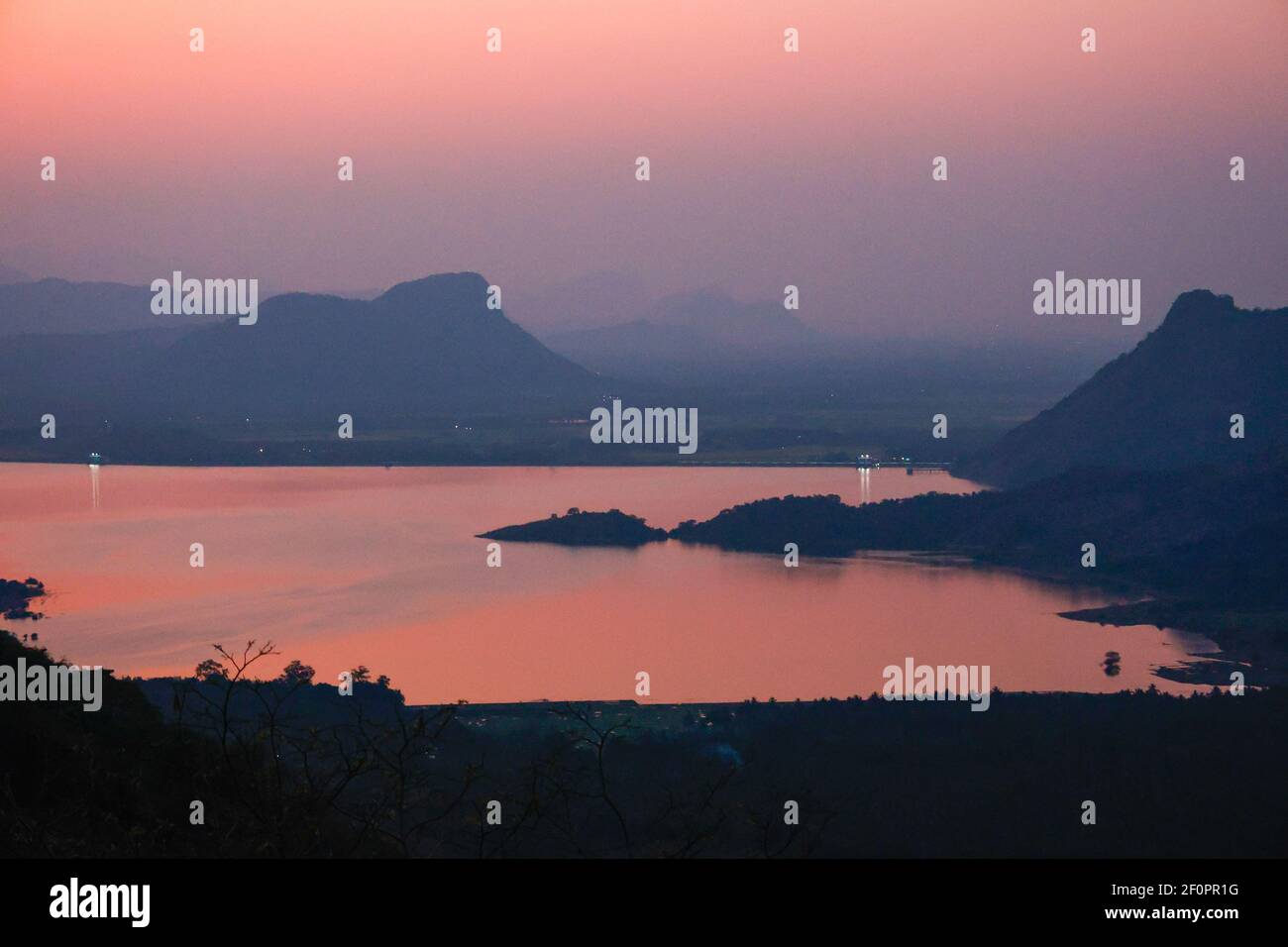 Beautiful view of Palar Dam reservoir during sunset at Palani, Dindigul ...