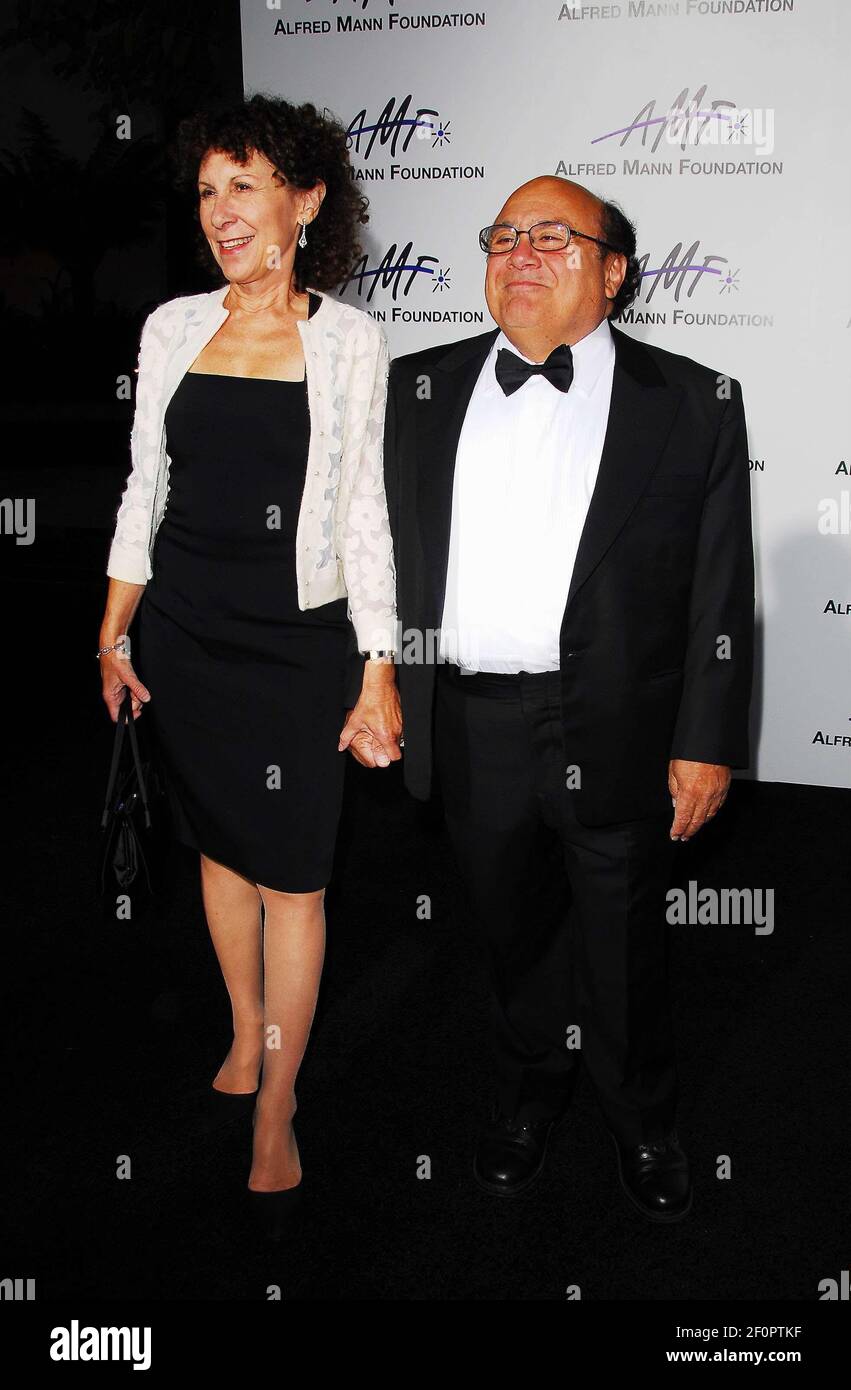 Danny DeVito and Rhea Perlman. 3rd Annual Alfred Mann Foundation ...