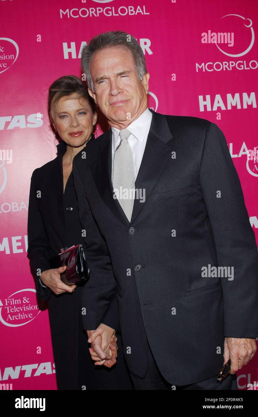 Annette Bening and Warren Beatty. 3 December 2006 - Westwood ...