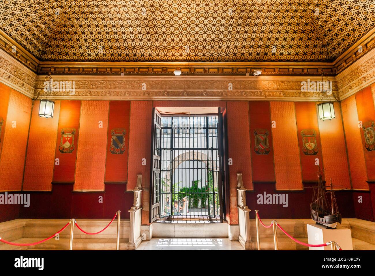 Moorish interior of beautiful castle called Real Alcazar in Seville ...
