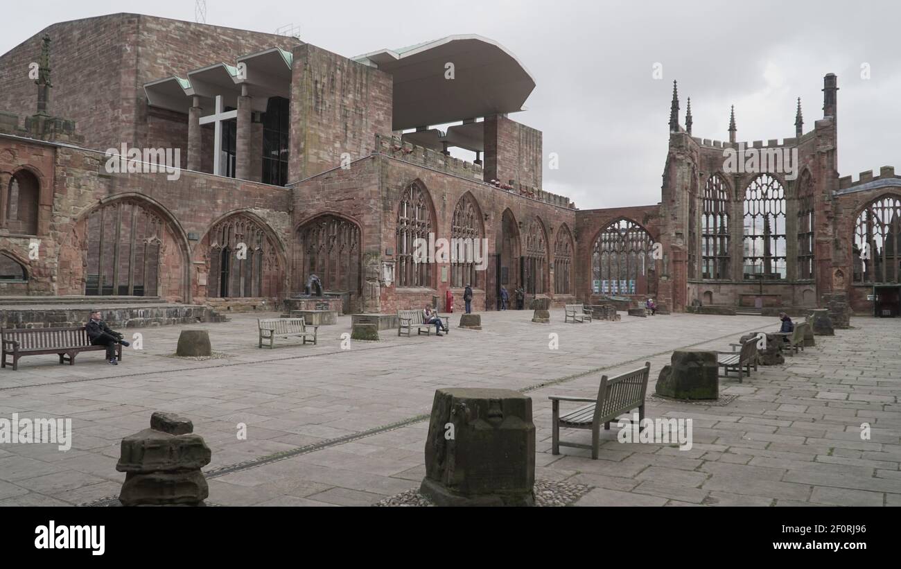 Old cathedral coventry hi-res stock photography and images - Alamy