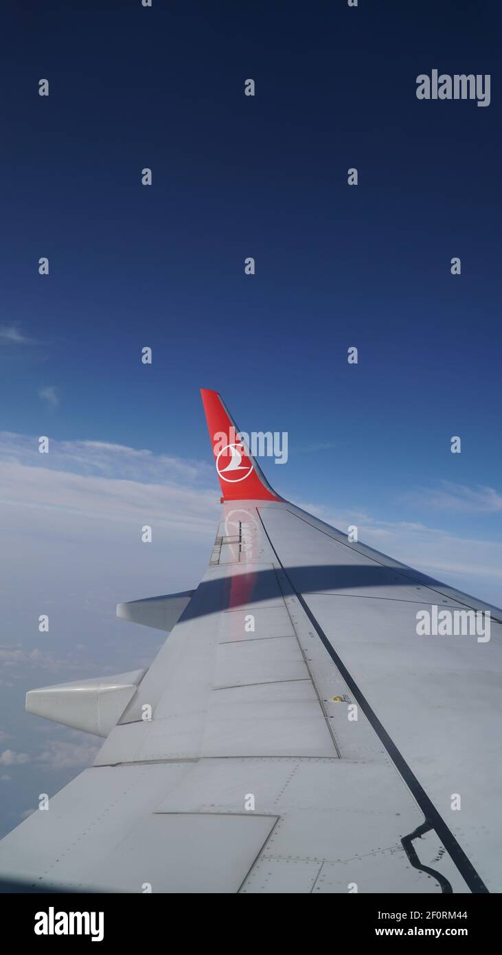 Boeing 737 900 hi-res stock photography and images - Alamy