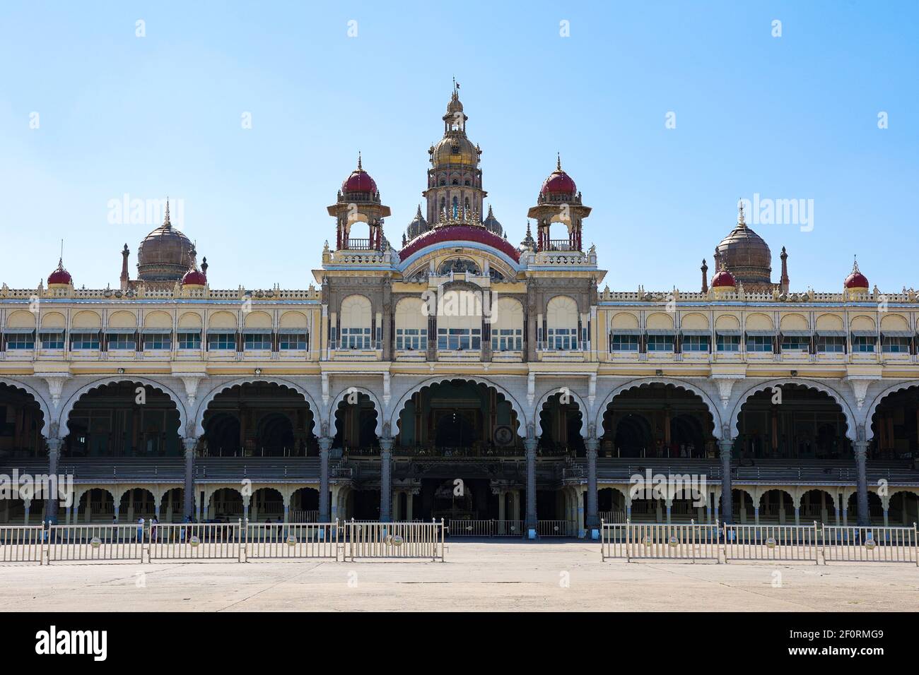 Indo saracenic architecture hi-res stock photography and images - Alamy
