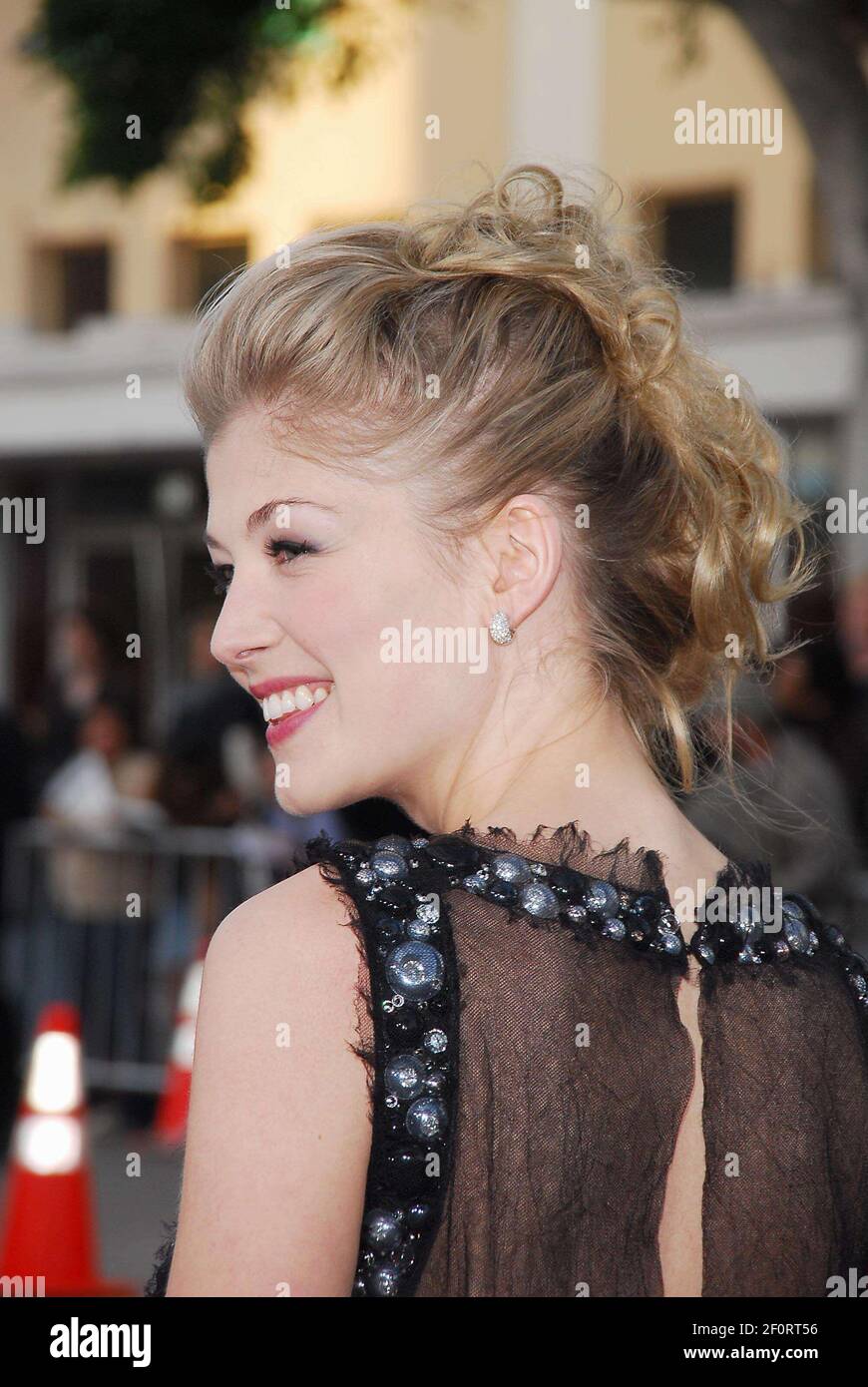 Rosamund Pike 11 April 2007 Westwood California Fracture Los