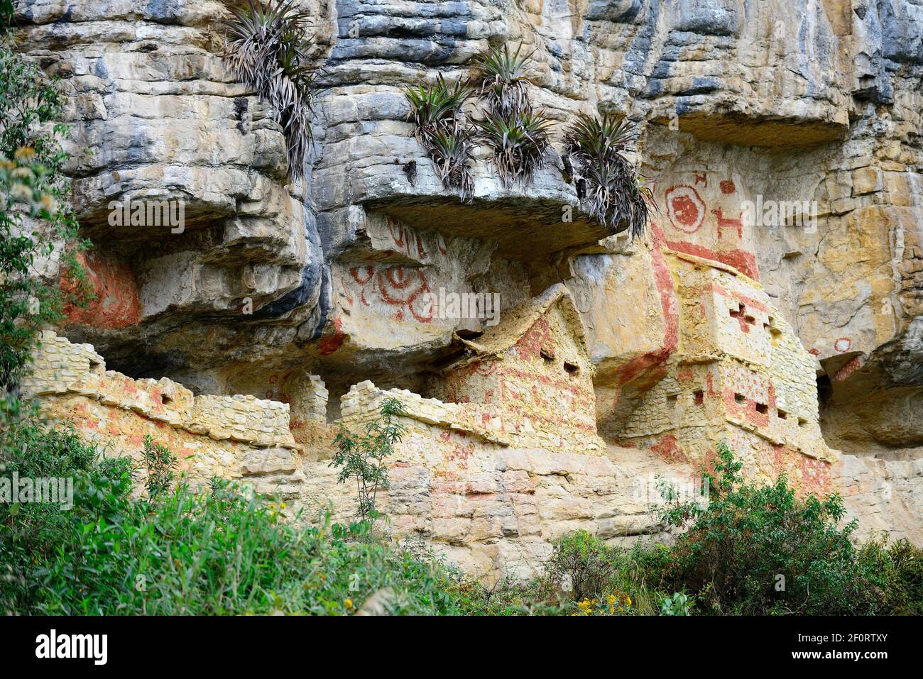 Native american resting place hi-res stock photography and images - Alamy