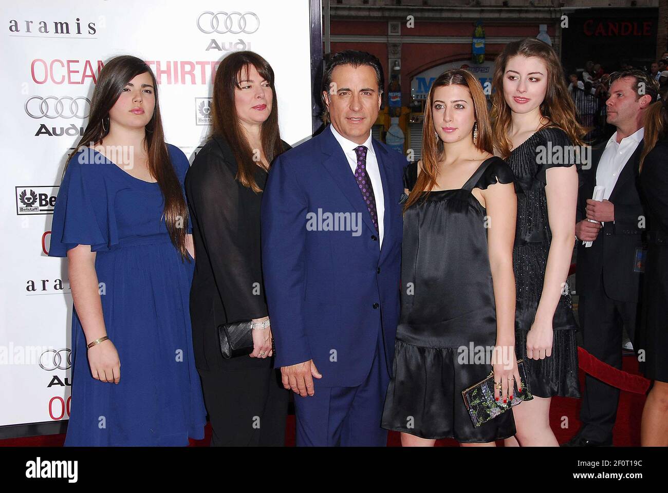 Andy garcia family hi-res stock photography and images - Alamy