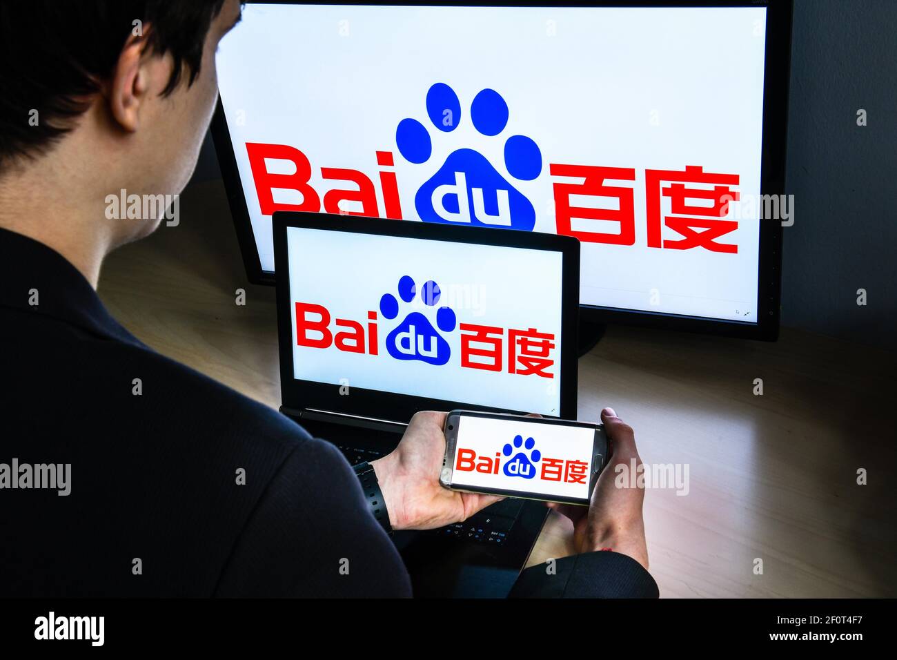 Baidu smartphone hi-res stock photography and images - Alamy