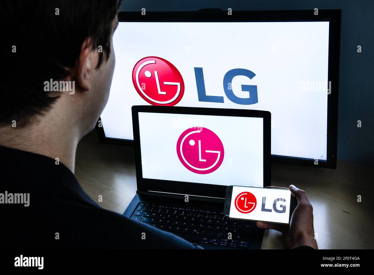 Lg symbol hi-res stock photography and images - Alamy