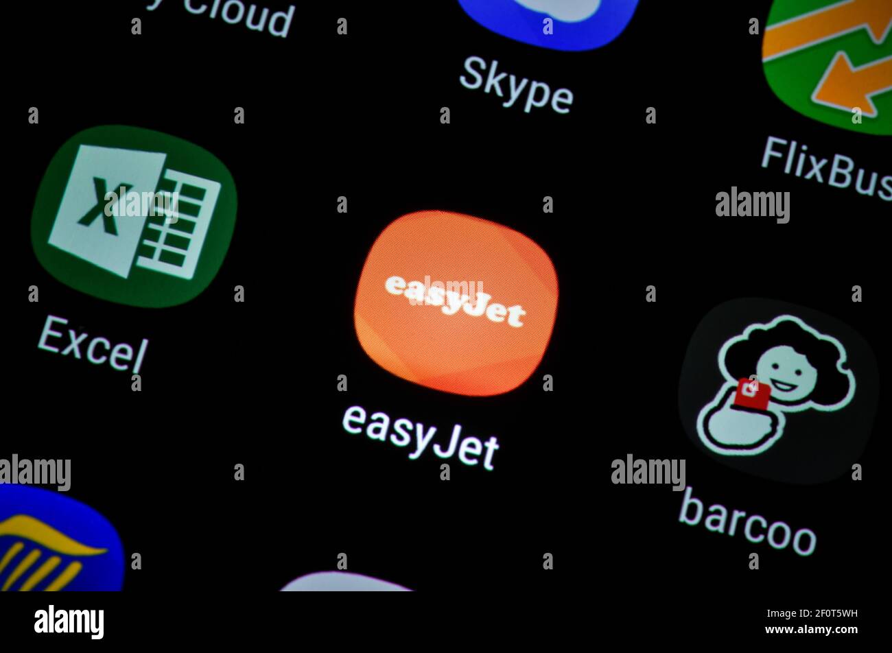 Easyjet app icon hi-res stock photography and images - Alamy