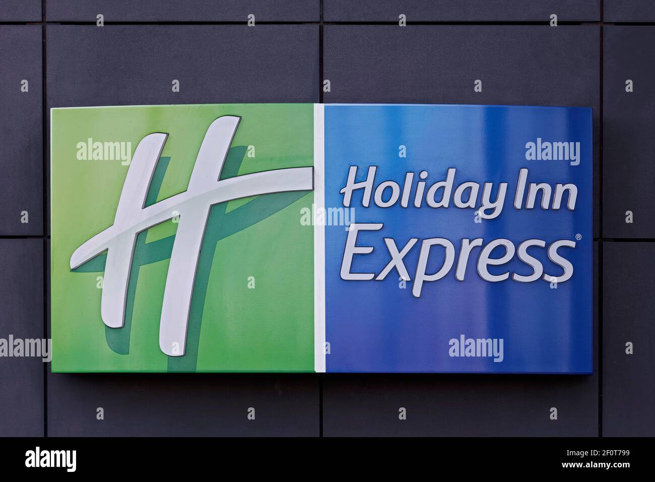 Holiday Inn Select Logo