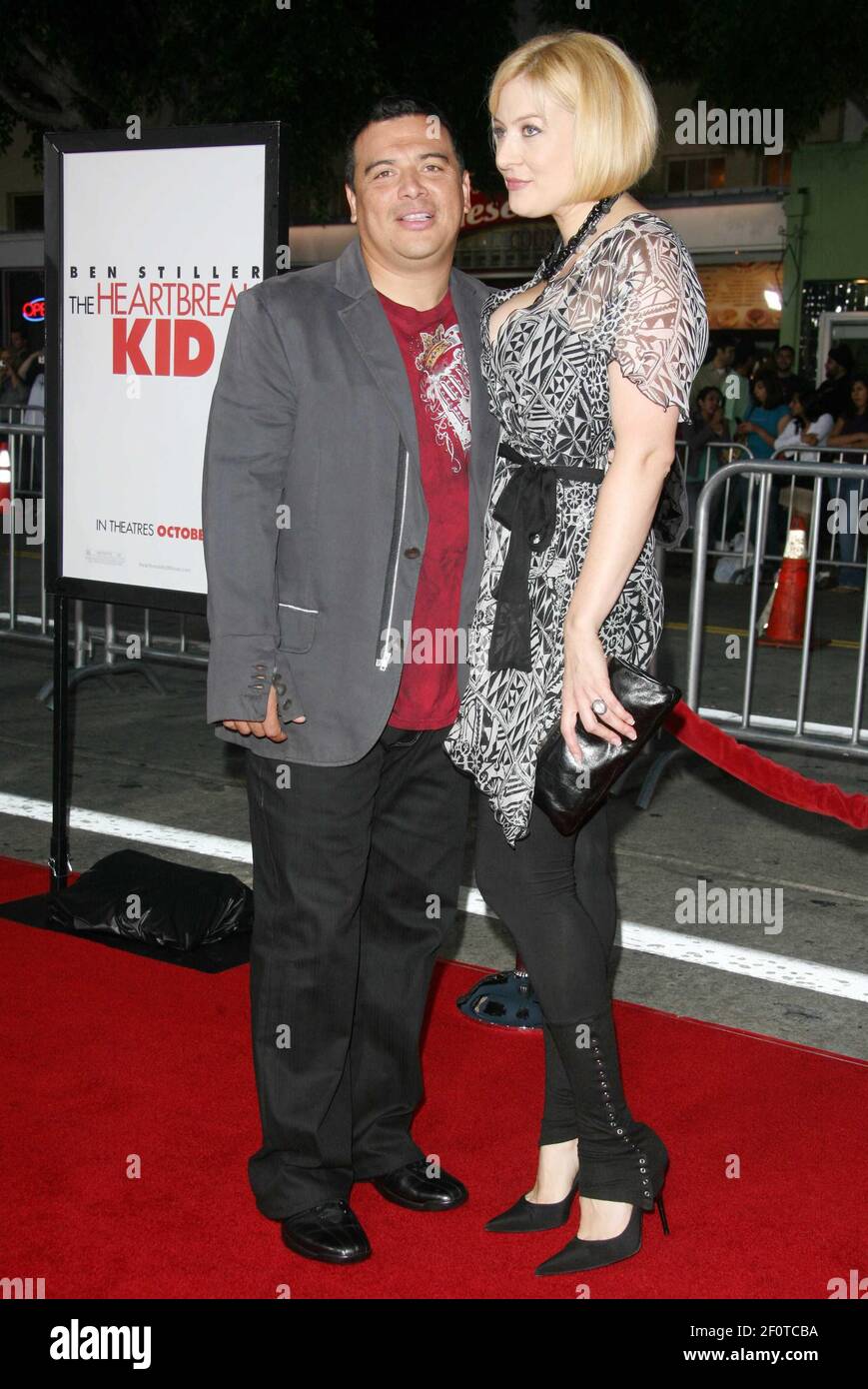 Carlos Mencia and Amy Mencia - 27 September 2007 - Los Angeles ...