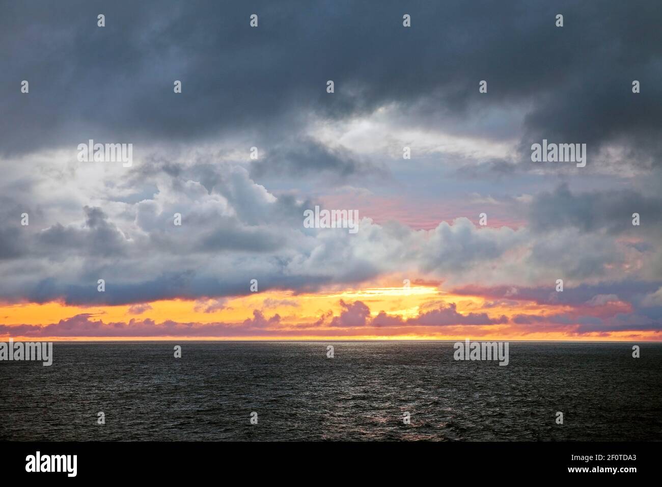 North atlantic light hi-res stock photography and images - Alamy