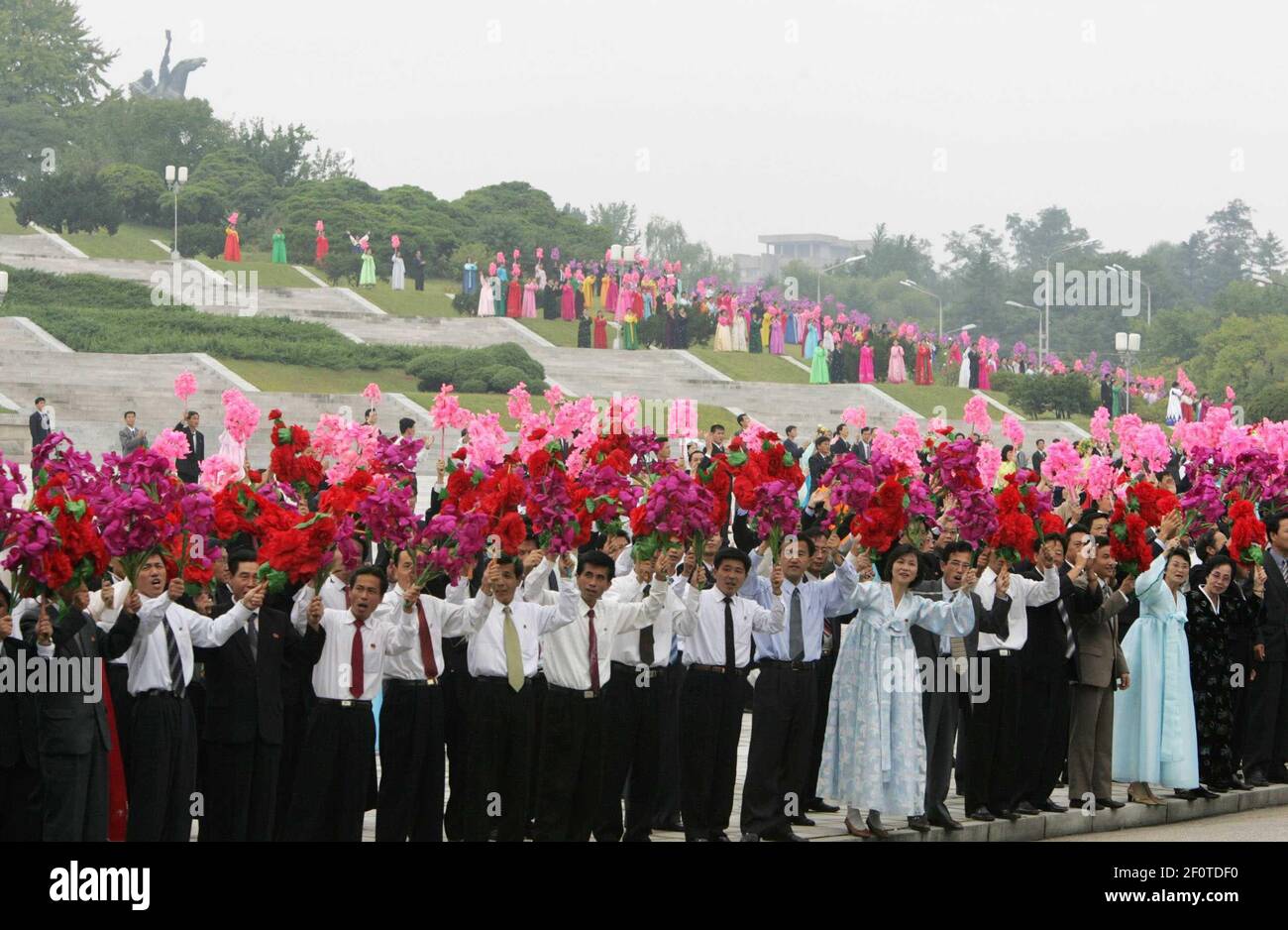 2 October 2007 - Pyongyang, North Korea - North Koreans wave to South ...