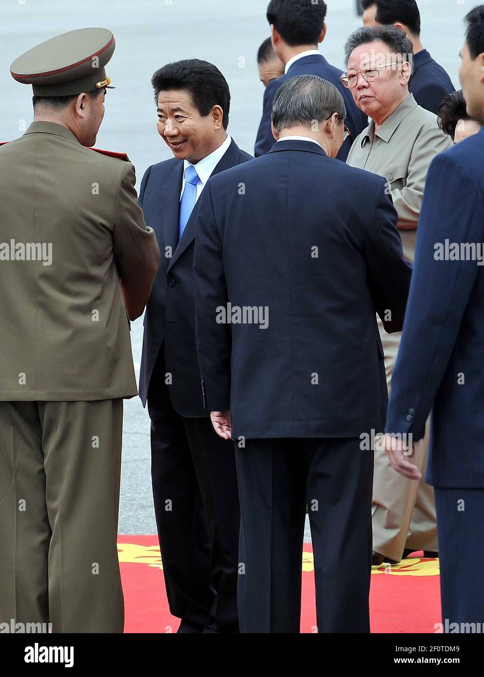 2 October 2007 - Pyongyang, North Korea - South Korean President Roh ...