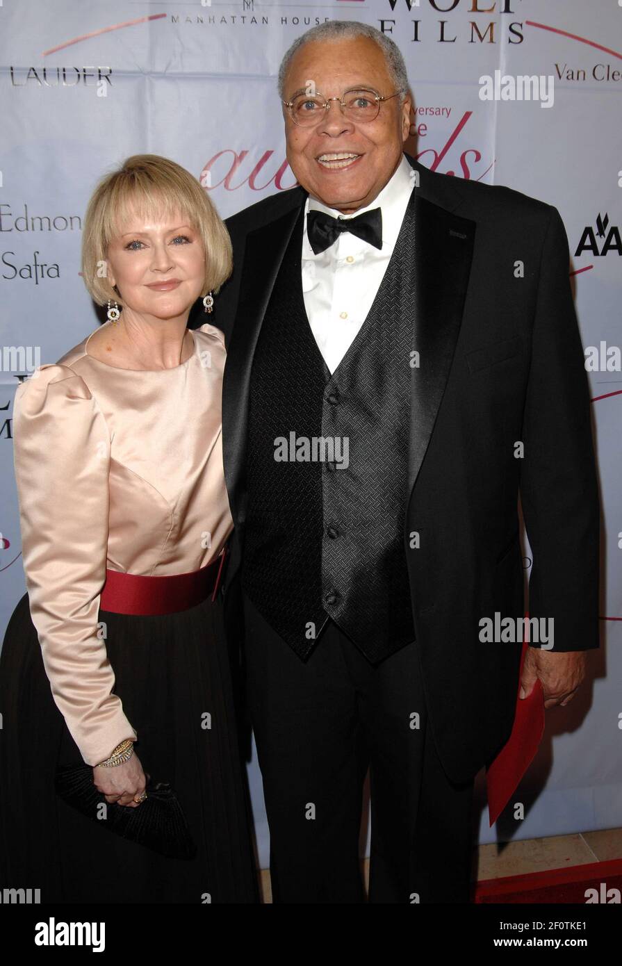 25 October 2007 - New York , NY - Cecilia Hart and James Earl Jones at ...
