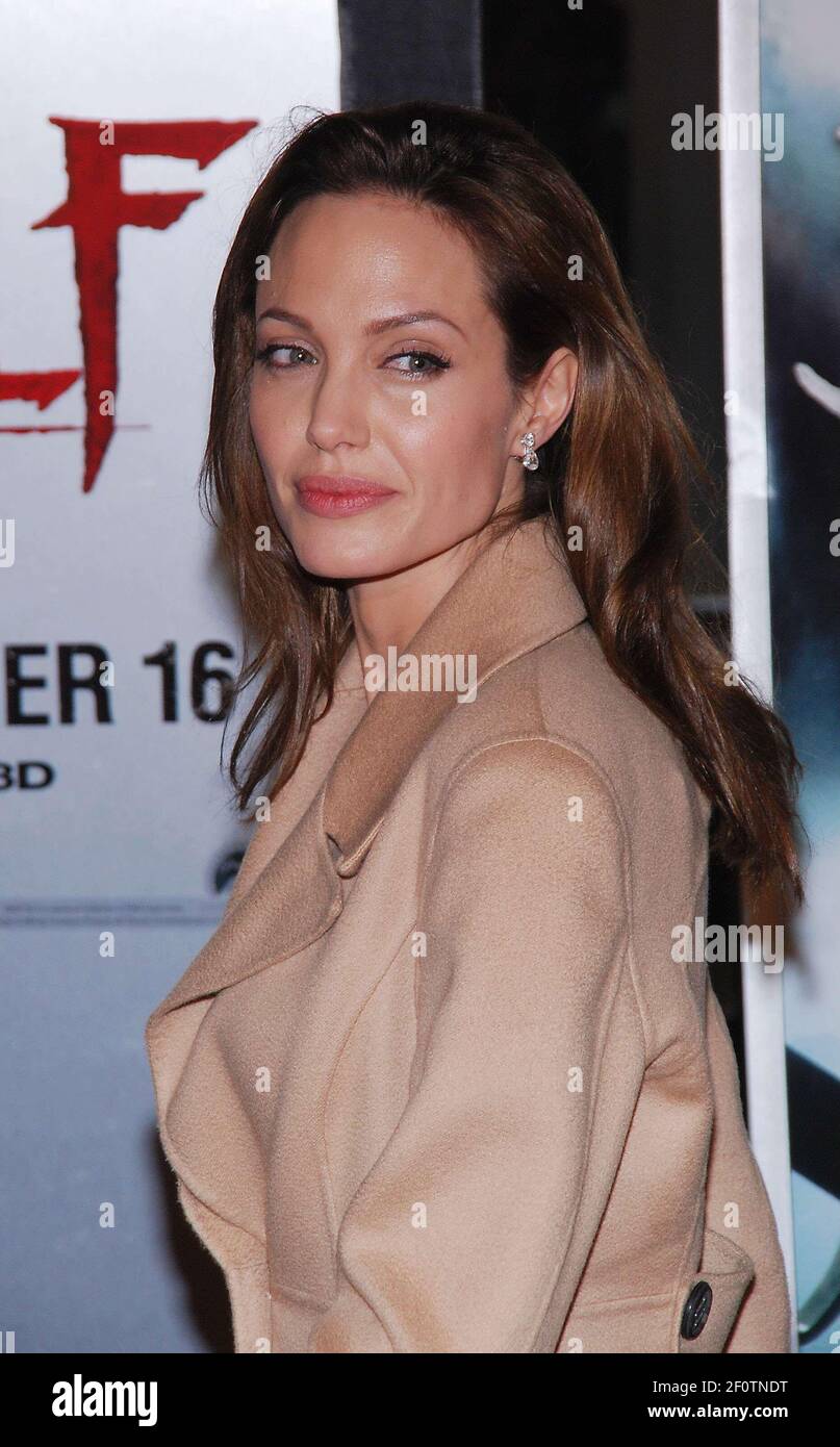 Angelina Jolie. 5 November 2007 - Westwood, California. Premiere Of ...