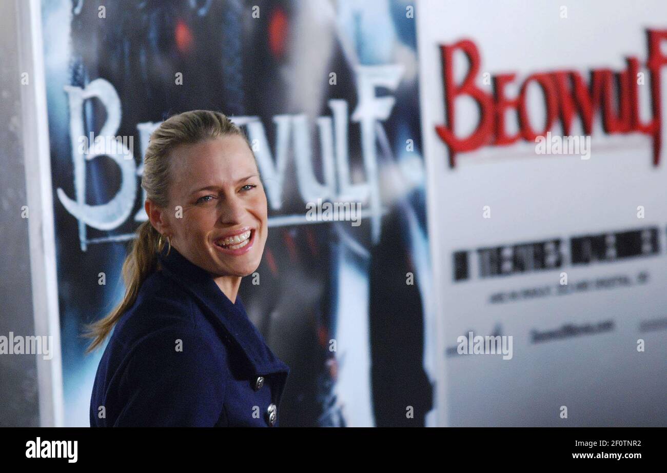 Robin Wright Penn. 5 November 2007 - Westwood, California. Premiere Of ...