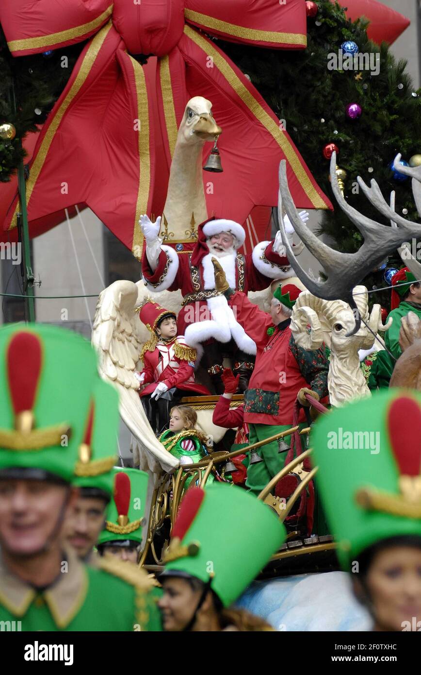 22 November 2007- New York, NY- Macy's Thanksgiving Day Parade. Photo ...