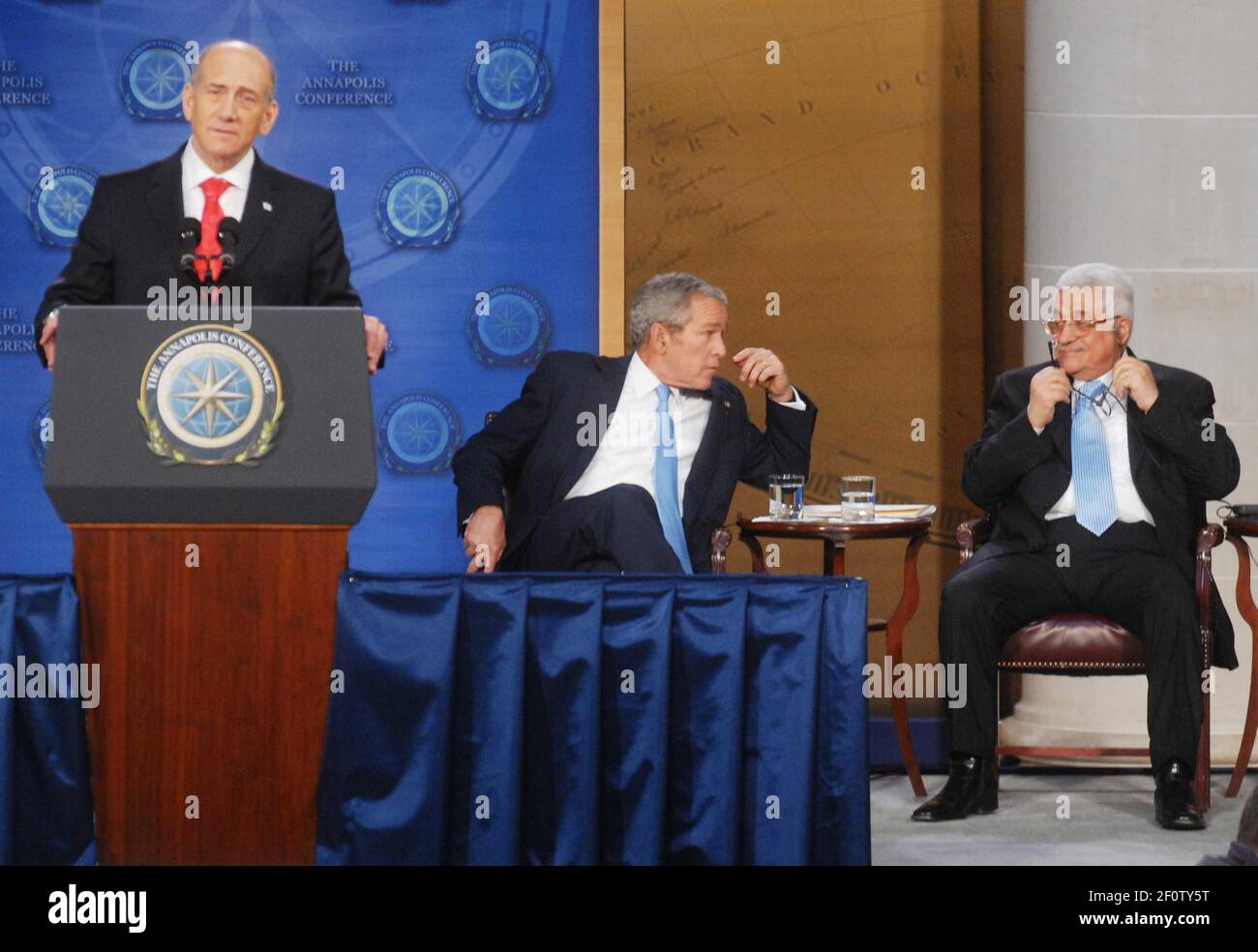27 November 2007 - Annapolis, Maryland - Israeli Prime Minister Ehud ...