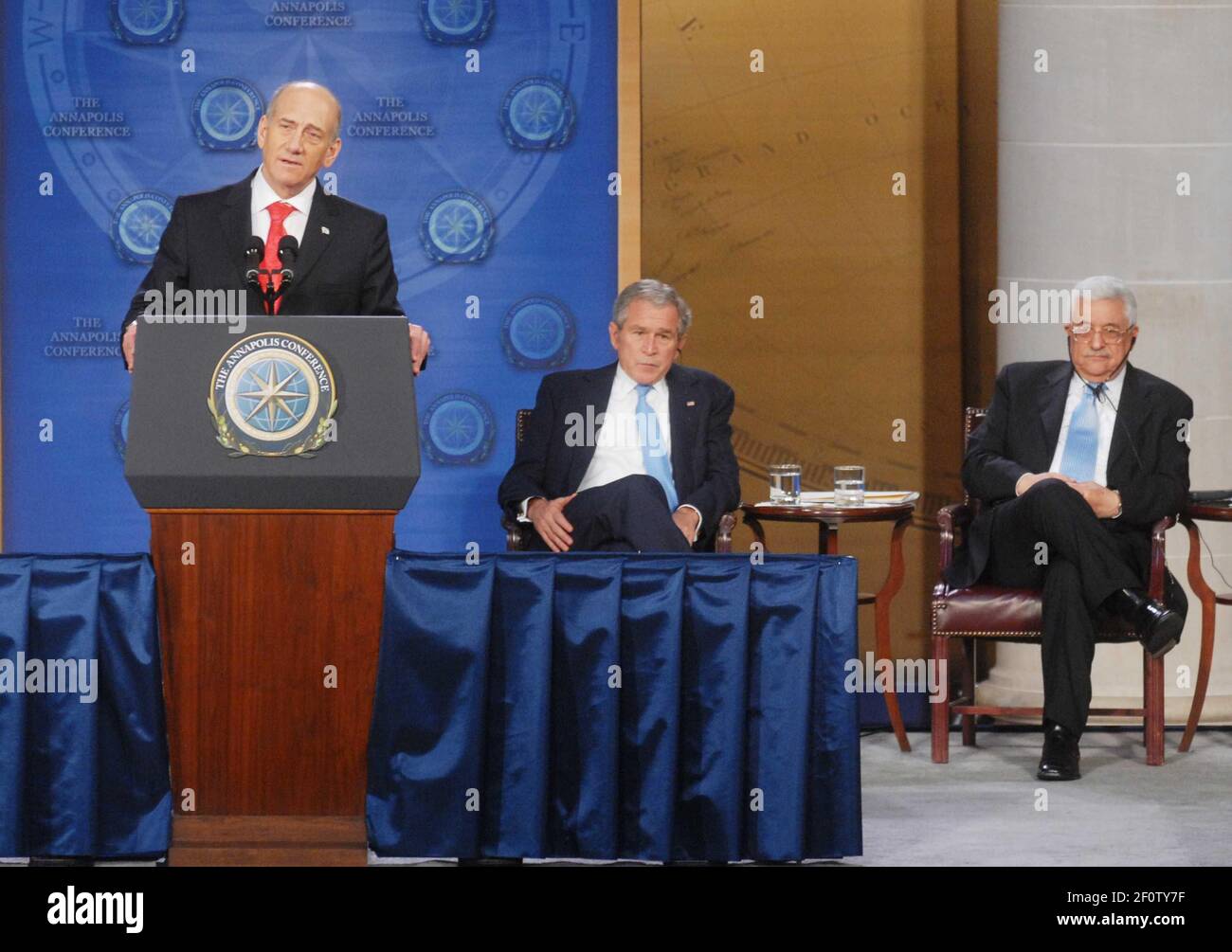 27 November 2007 - Annapolis, Maryland - Israeli Prime Minister Ehud ...
