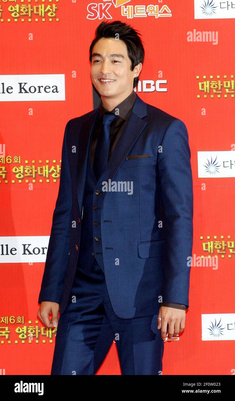 1 DECEMBER 2007 - SEOUL SOUTH KOREA - American- Korean actor Daniel ...