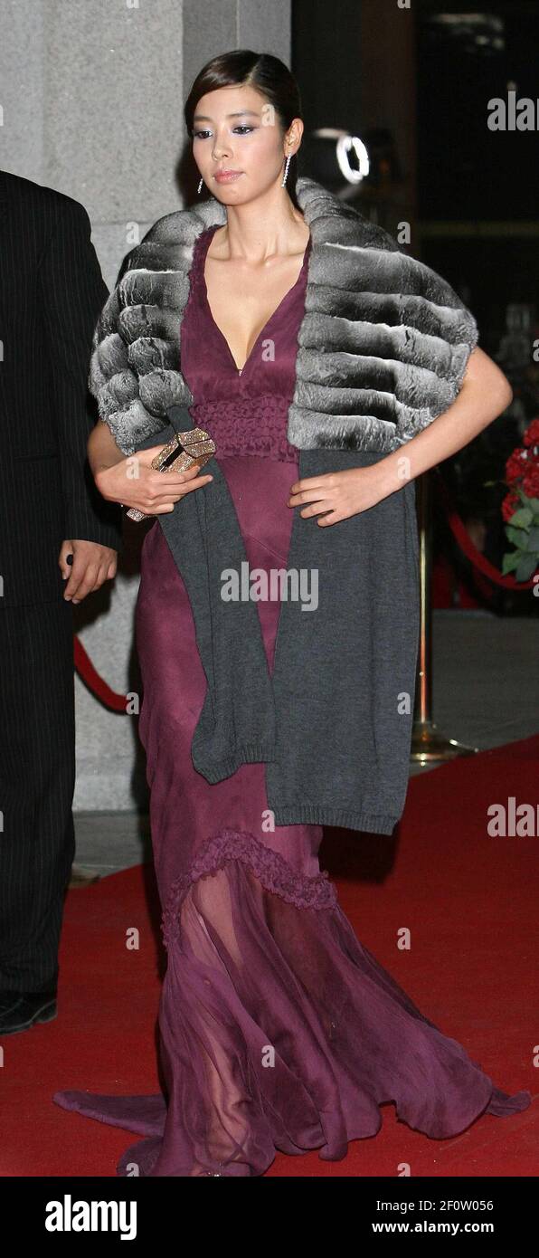 1 DECEMBER 2007 - SEOUL SOUTH KOREA - South Korean actress Kim Min-sun ...