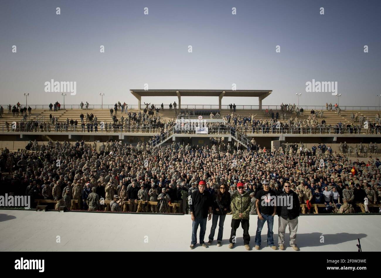 20 December 2007 - Balad, Iraq - Comedian Lewis Black, Miss USA Rachel ...