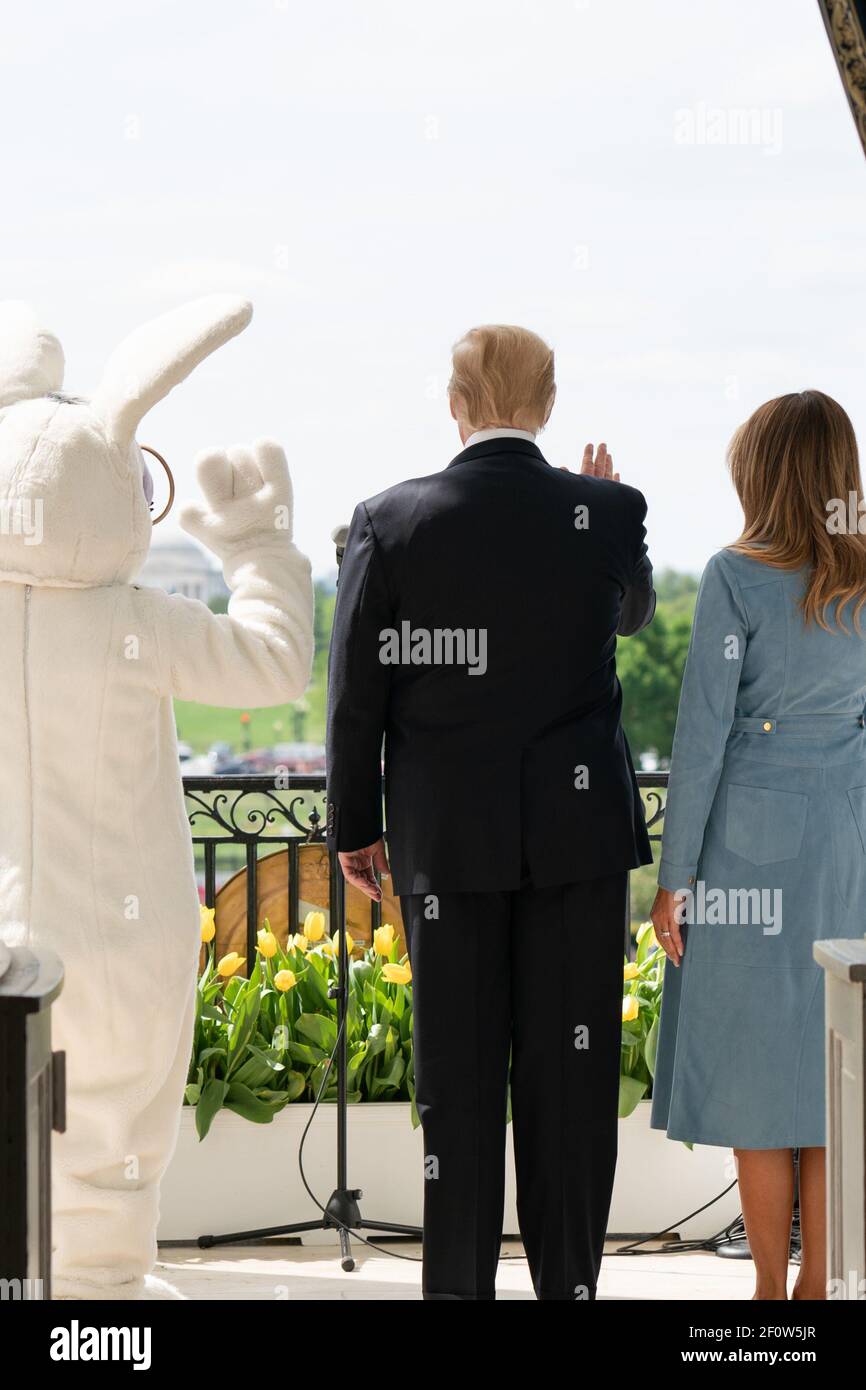 First lady melania stand hi-res stock photography and images - Alamy