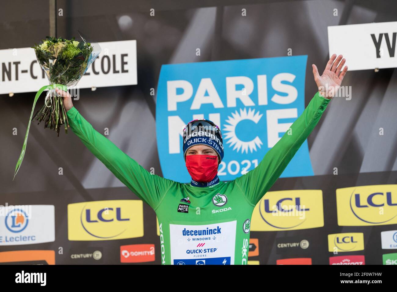 Podium vert hi-res stock photography and images - Alamy