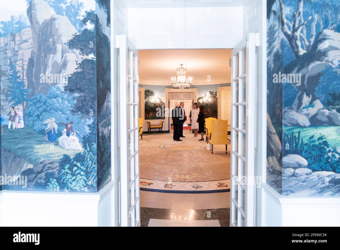 Diplomatic reception room white house hi-res stock photography and ...