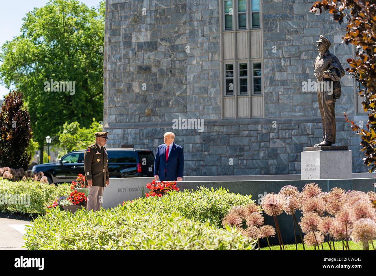 West point military statue hi-res stock photography and images - Alamy