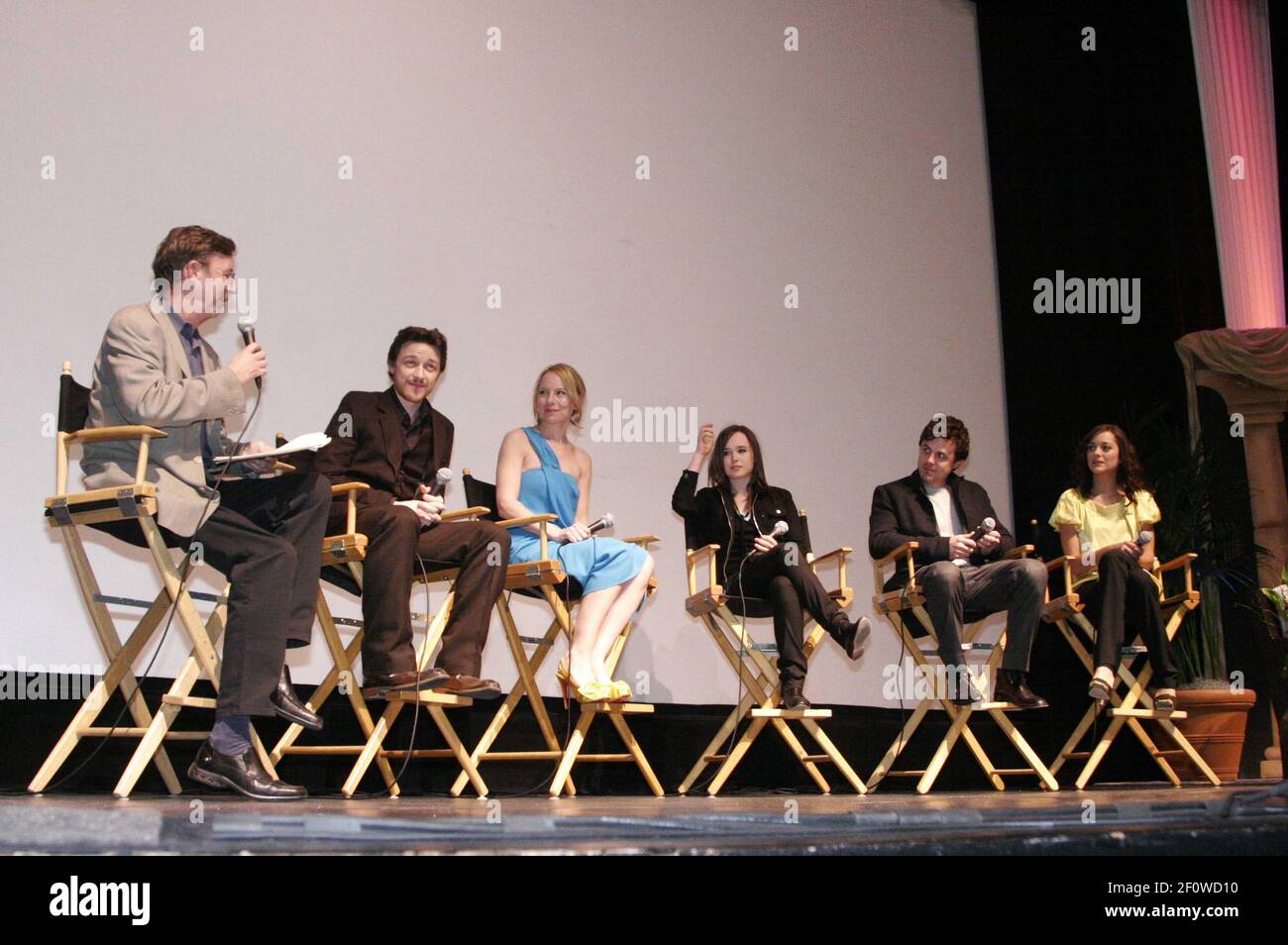 30 January 2008 - Santa Barbara, CA - (l-r) Moderator Greg Kilday ...