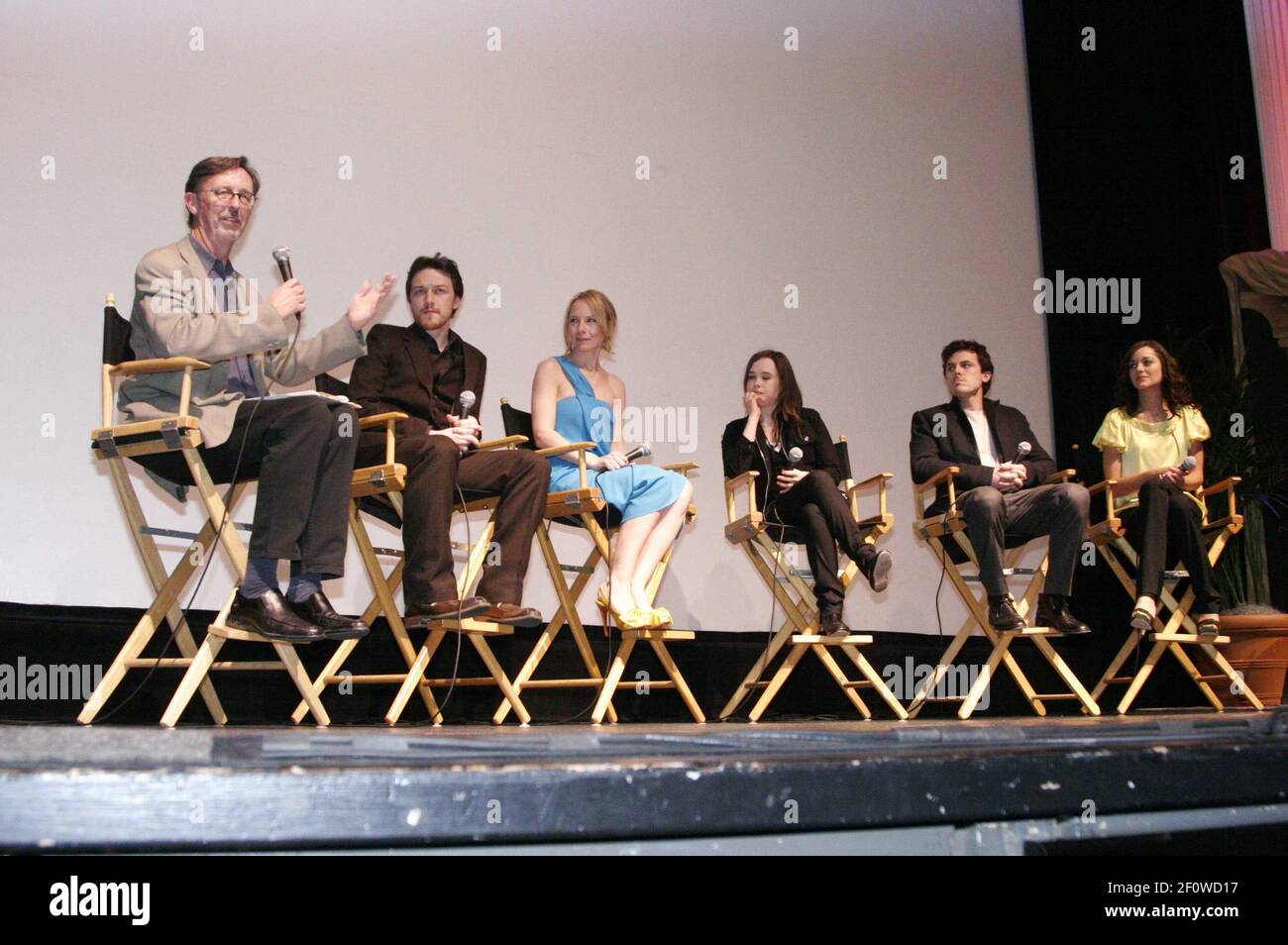 30 January 2008 - Santa Barbara, CA - (l-r) Moderator Greg Kilday ...
