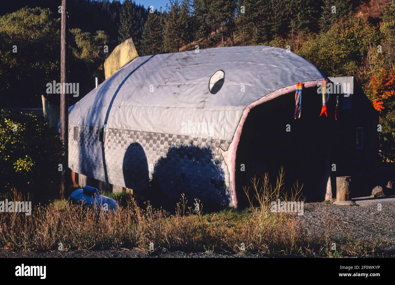 1980s fish inn hi-res stock photography and images - Alamy