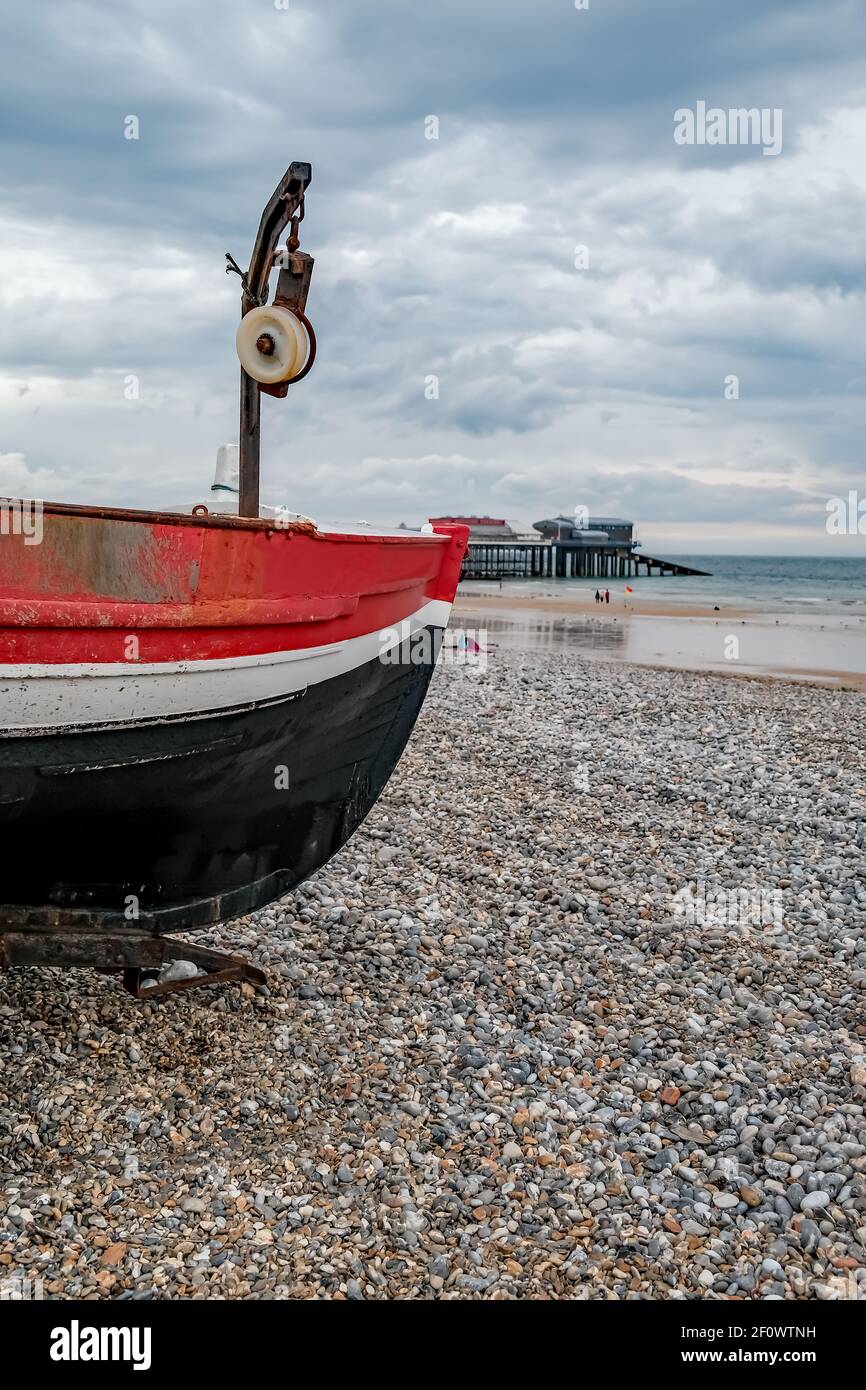 Front end view of boat hi-res stock photography and images - Alamy
