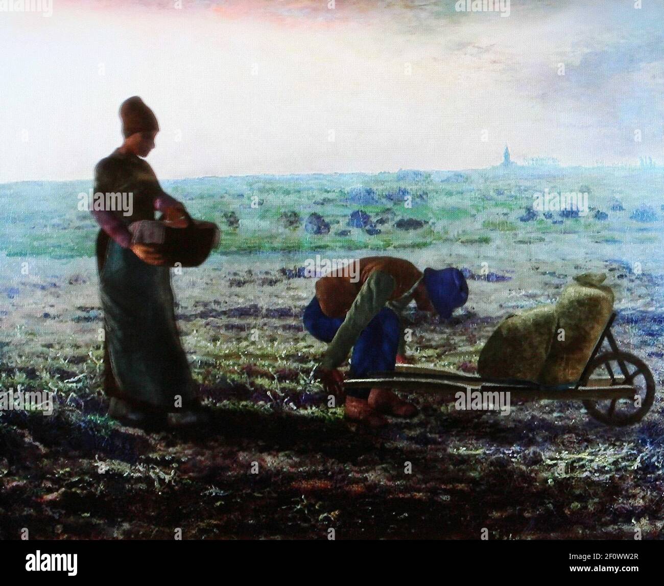 8 April 2009 - Seoul, South Korea - South Korean Children look at "The ...