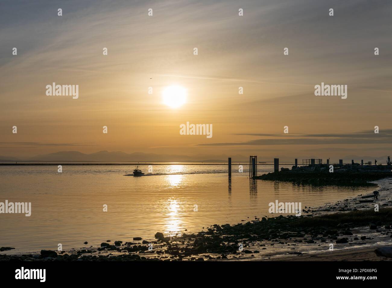 Garry point park richmond bc canada hi-res stock photography and images ...