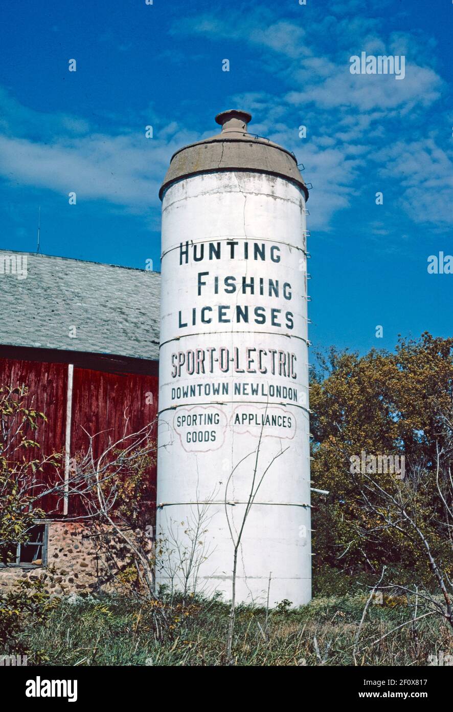 1980s United States - Sport-O-Lectric Silo sign New London Wisconsin ca ...