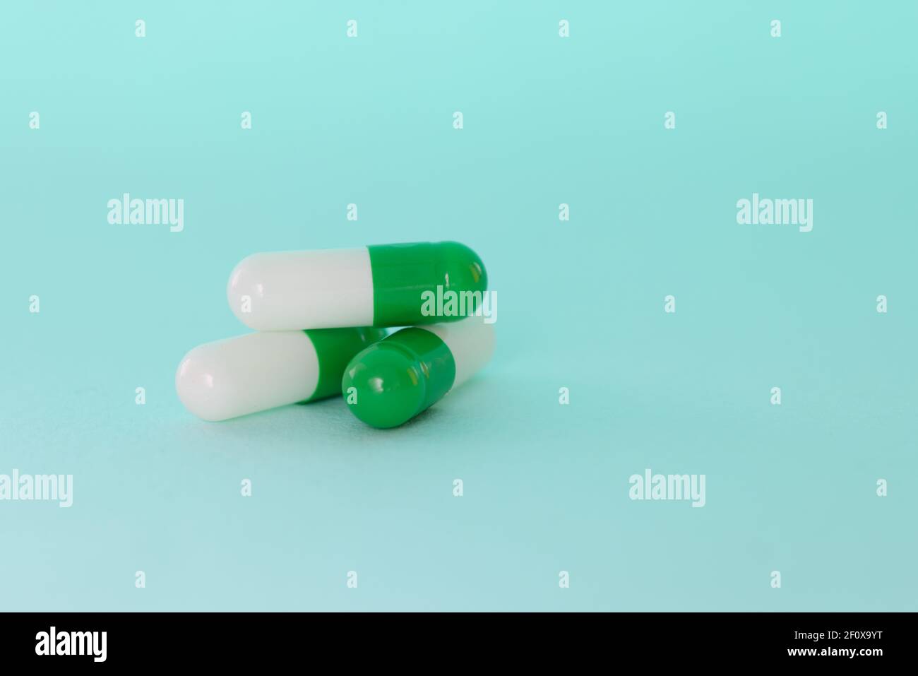 Aspirin and paracetamol hi-res stock photography and images - Alamy