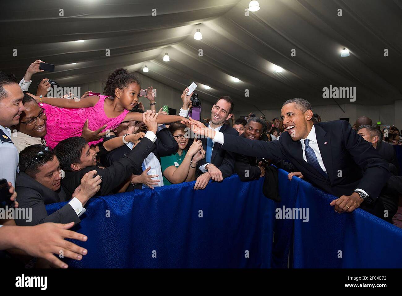 Sofitel philippine plaza hi-res stock photography and images - Alamy
