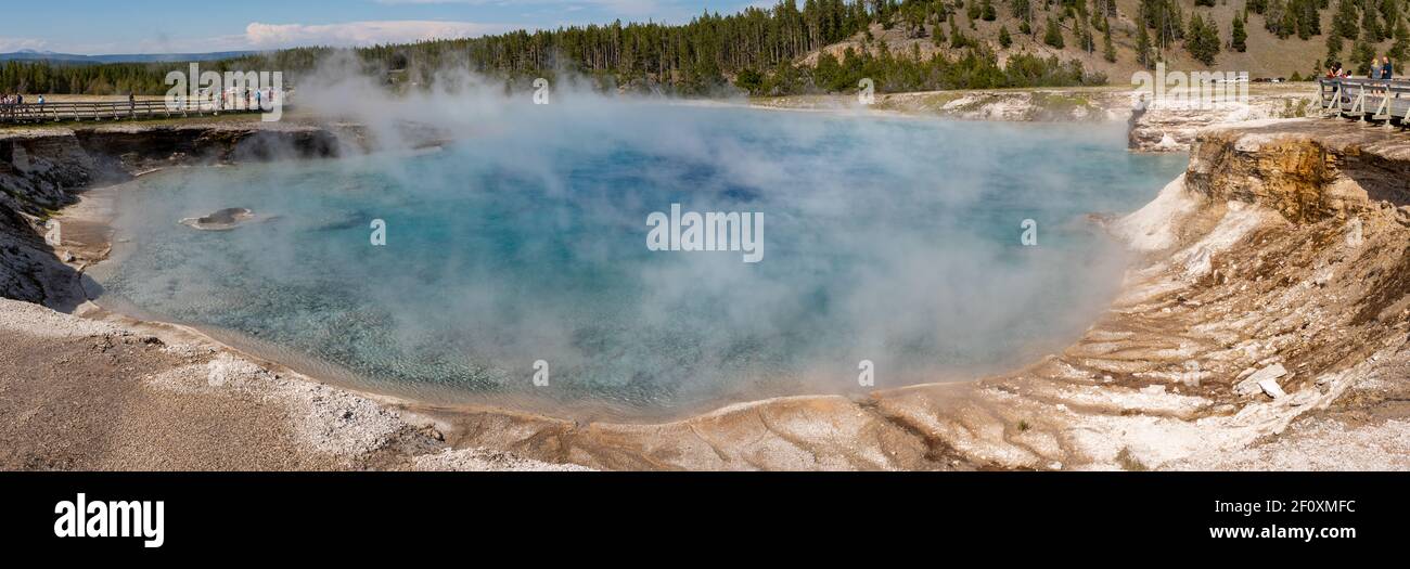 The amazing natural beauty of Yellowstone National Park Stock Photo - Alamy