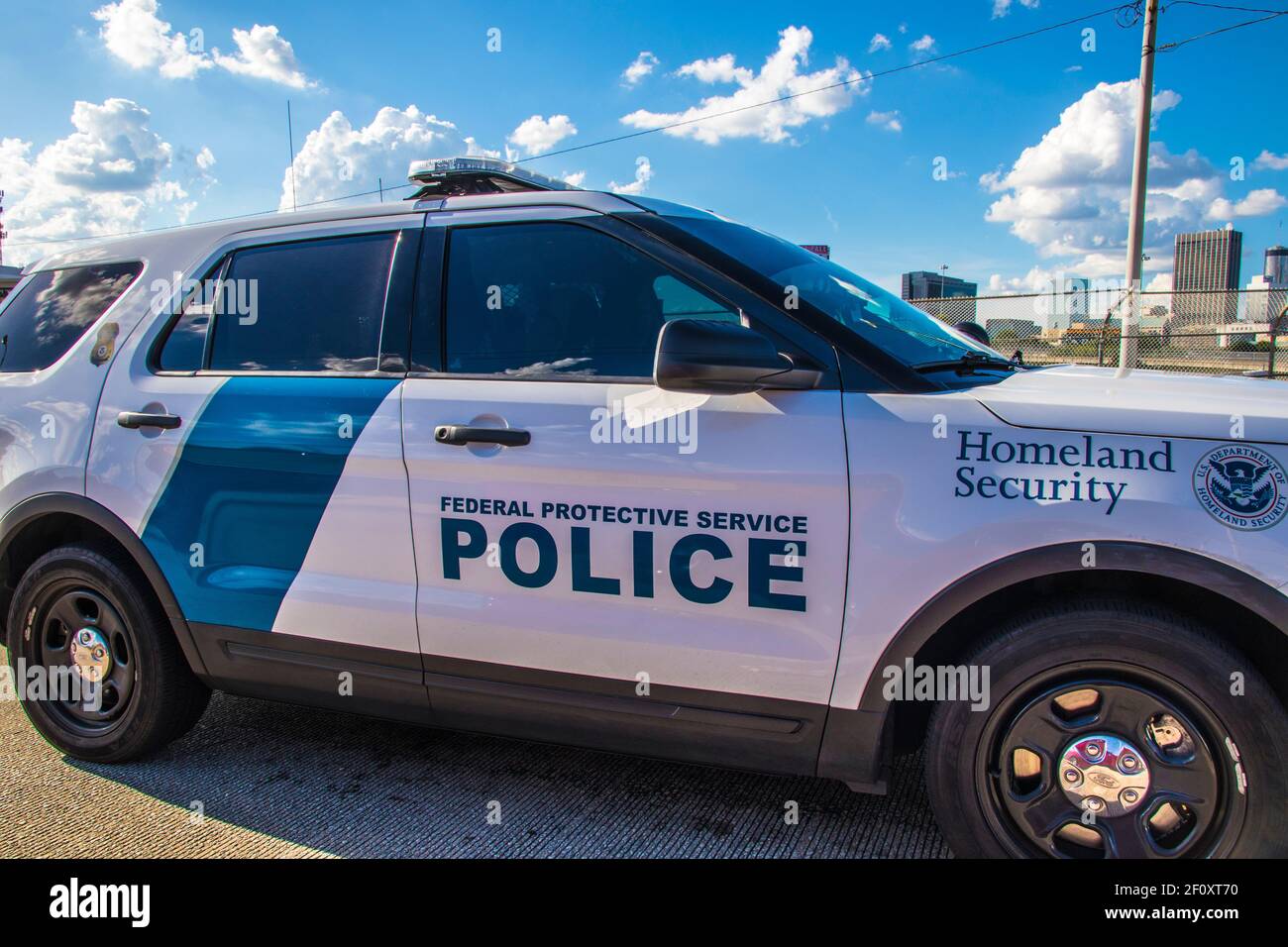 Homeland security vehicle hi-res stock photography and images - Alamy