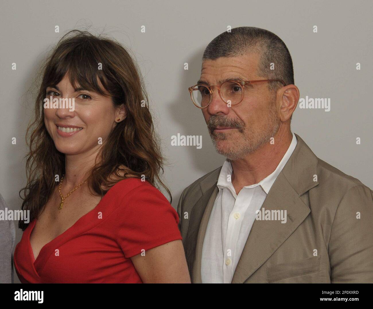 Rebecca Pidgeon and husband David Mamet. 20 September 2008 - Santa ...