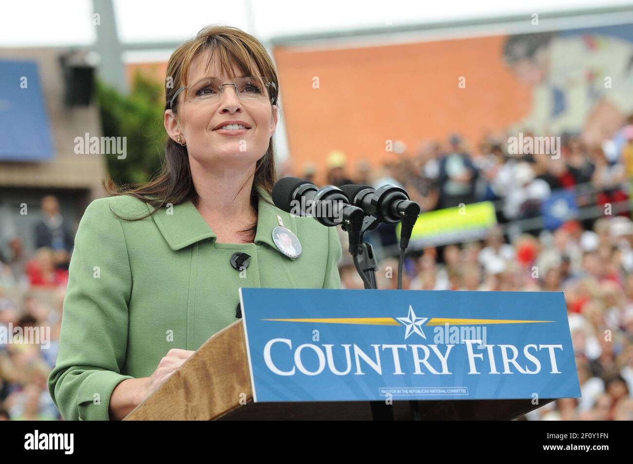 Sarah Palin. 4 October 2008 - Carson, California. Republican vice ...