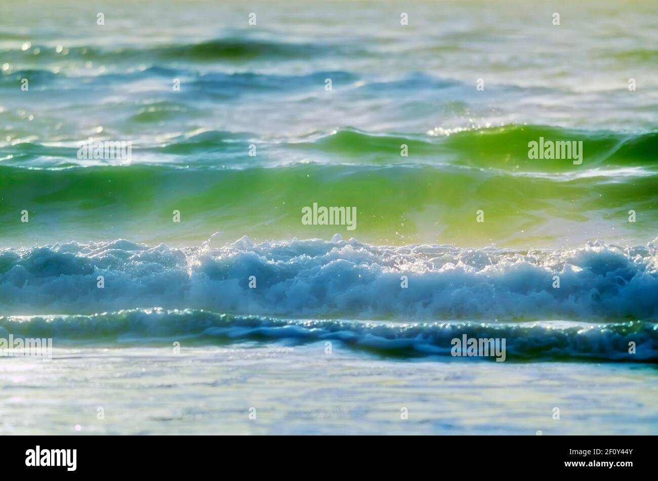 Incoming Surf High Resolution Stock Photography and Images - Alamy