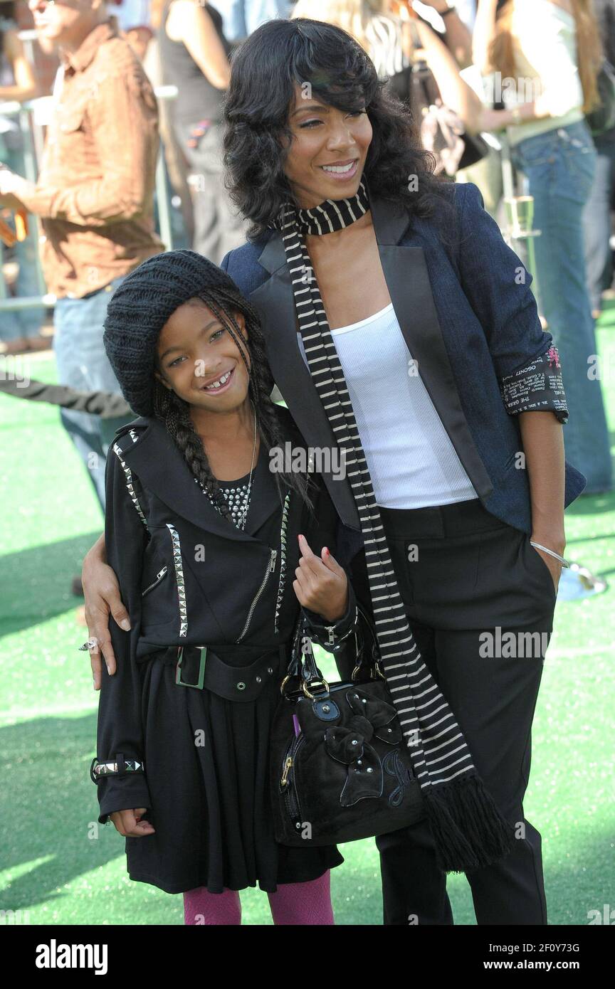 Jada Pinkett Smith and daughter Willow. 26 October 2008 - Westwood ...