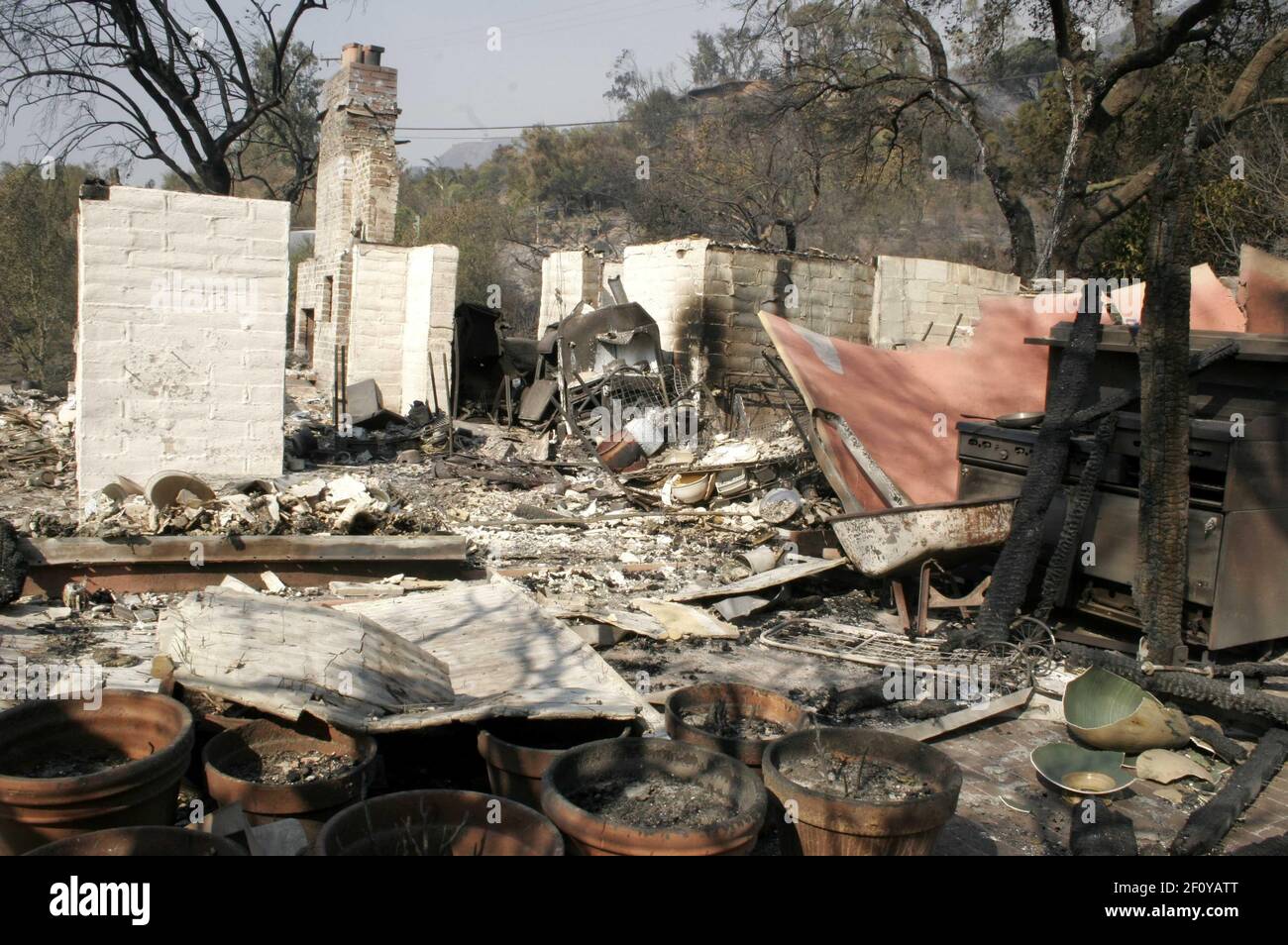 100 homes hi-res stock photography and images - Alamy